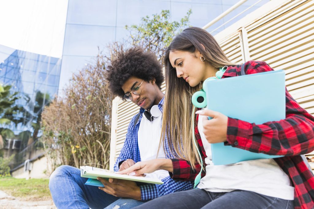 Benefits of Debt Consolidation for Managing Canadian Student Loans